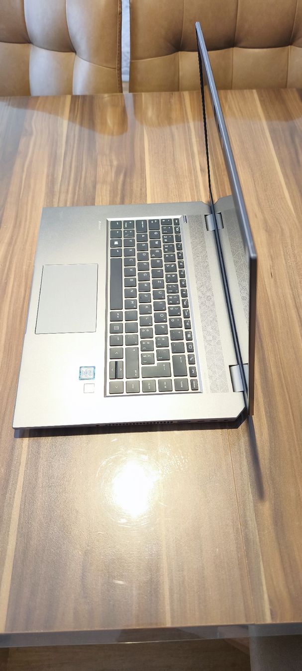 HP ZBook Studio G5, i7, 32 GB RAM, Windows 11 (Gebraucht) in Rüfenacht ...