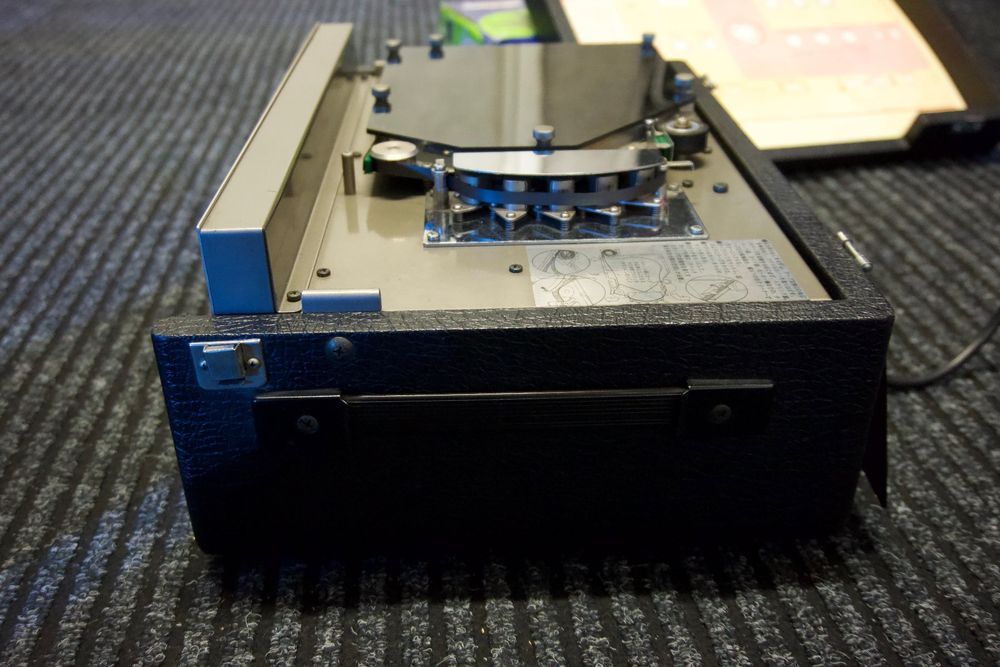 Roland RE-201 Space Echo Tape Delay/Reverb 110Volt mit adapt | Kaufen ...