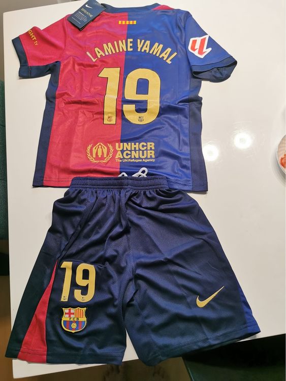 FC Barcelona Lamine Yamal Trikot Set, Gr. 140cm NEU! (Neu und originalverpackt) in Mellingen für ...
