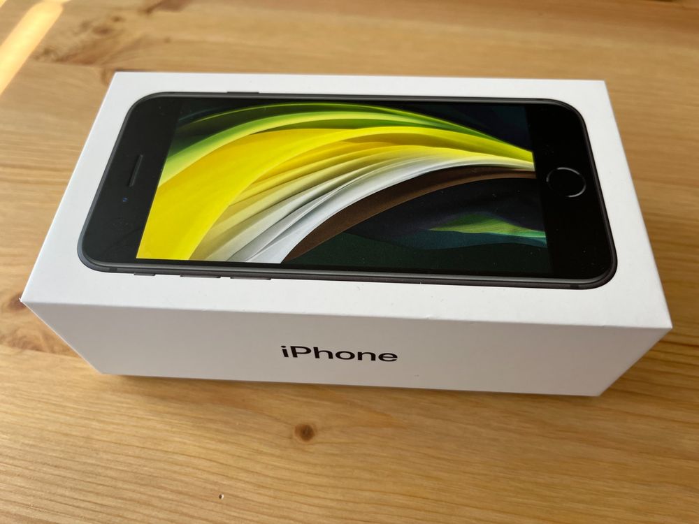iPhone SE black 128GB | Kaufen auf Ricardo