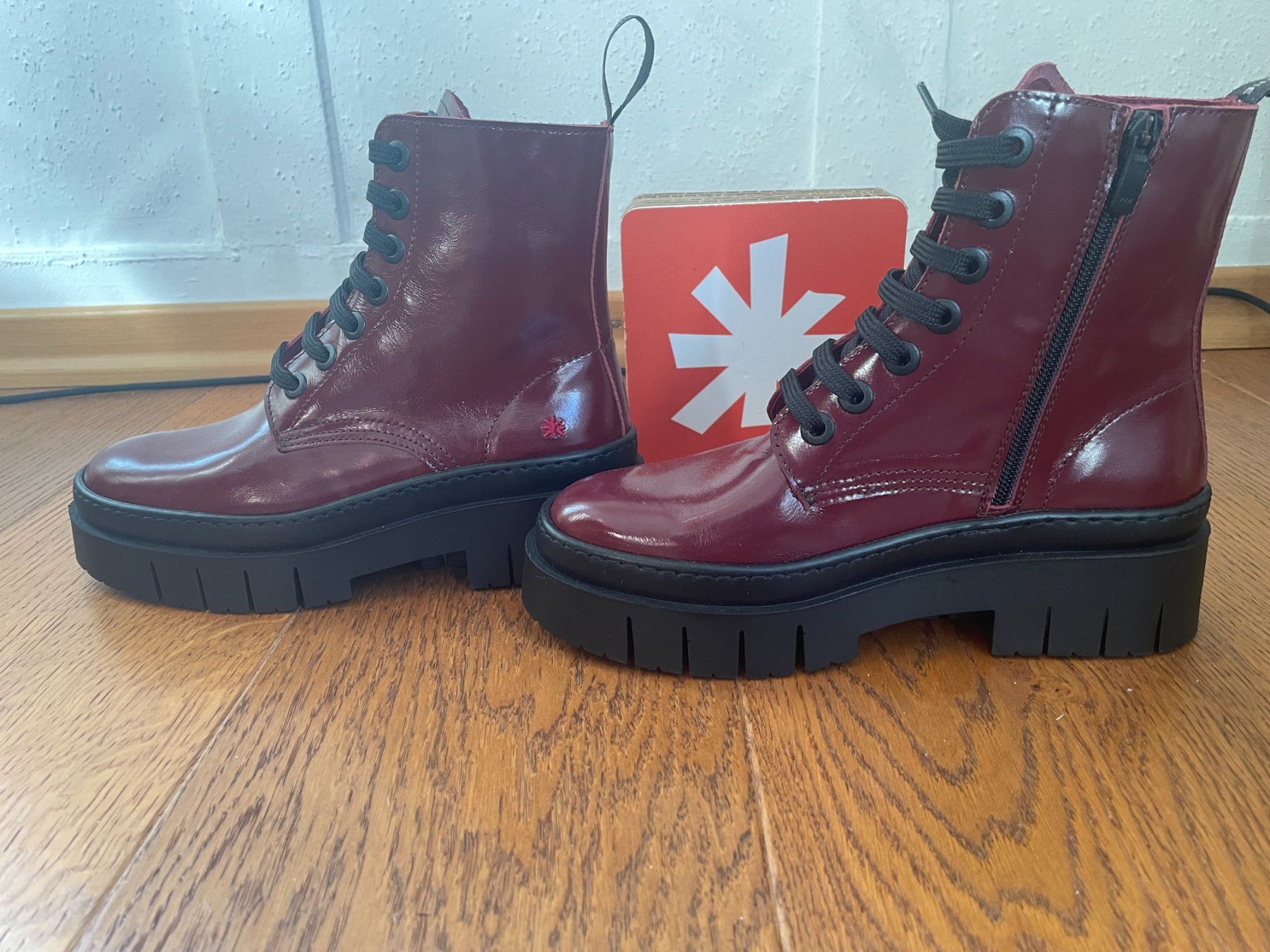 Art Amberes 1953 nappa shinny burdeos Gr.37 (Neu (gemäss Beschreibung ...