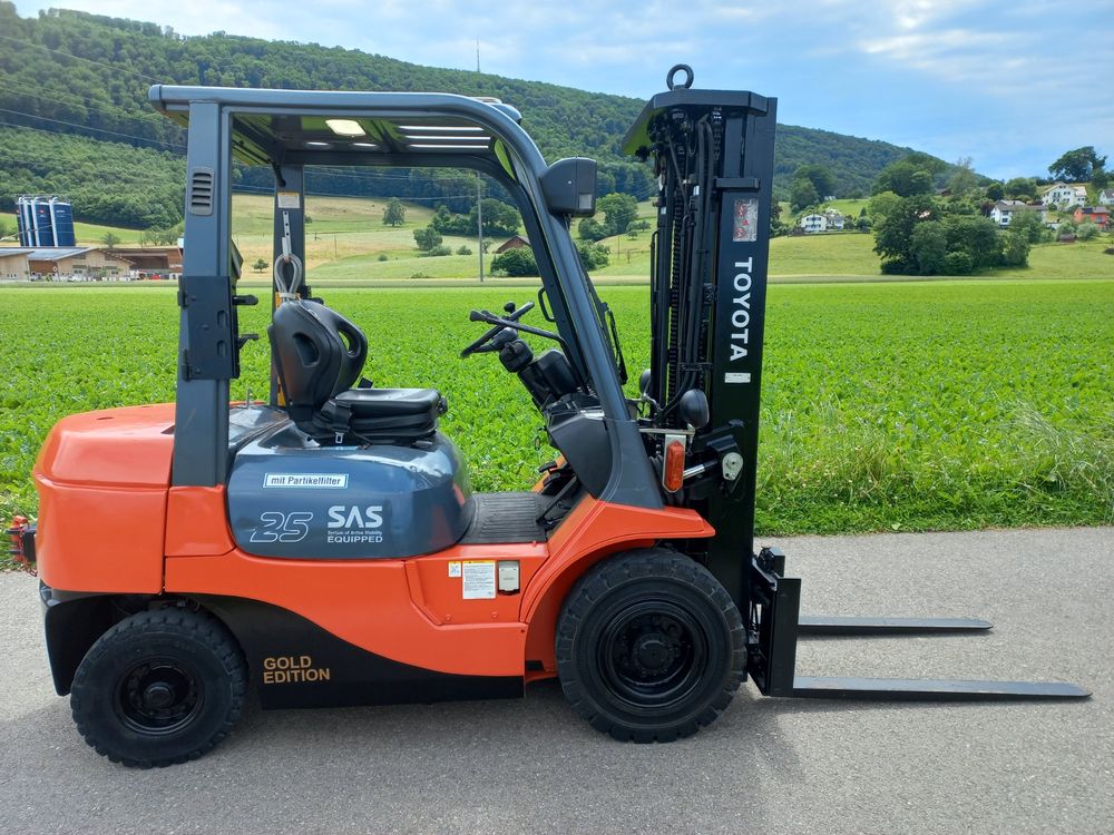 Stapler 2,5T Dieselstapler Stapler Toyota 7FDF25 SAS HH4,7m (Gebraucht ...