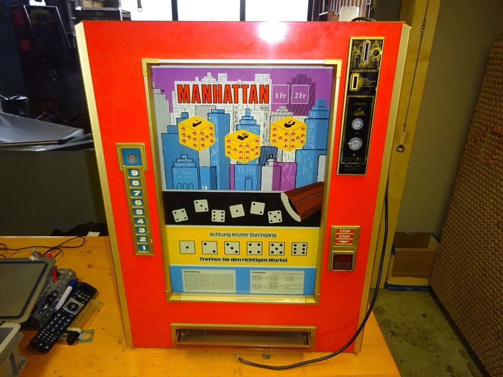 Manhattan Geldspielautomat | Kaufen auf Ricardo