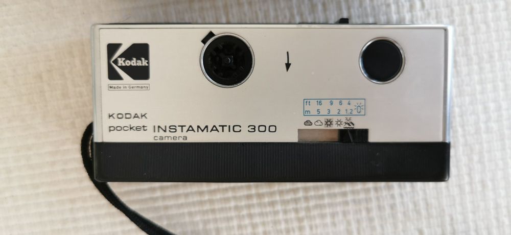 Kodak Pocket Instamatic 300 Kamera in Original-Lederhülle. (Gebraucht ...