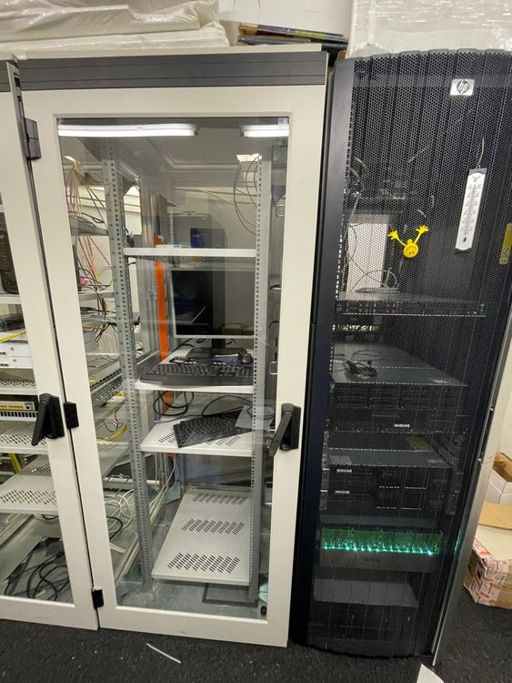 4 x Server Rack (Gebraucht) in Weiningen ZH für CHF 100 – nur Abholung ...