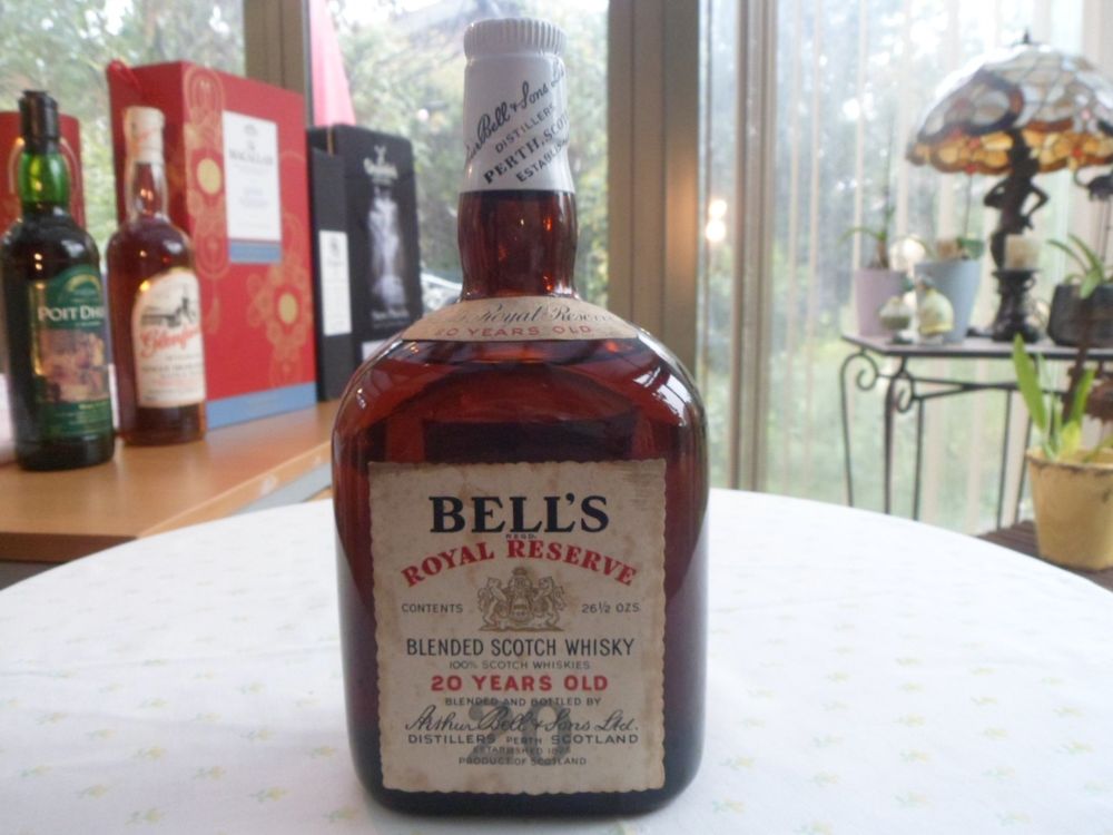 Bell's Royal Reserve 20 Years Old, 26 1/2 Ozs, B: 1970ies (Neu (gemäss ...