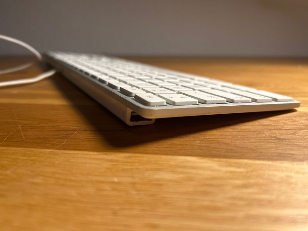 Clavier Apple Magic Keyboard avec pavé numérique - État (D'occasion) à ...