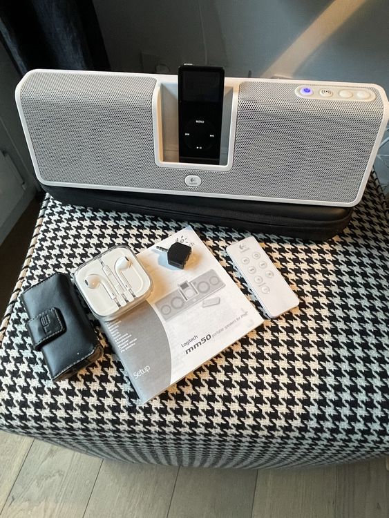 iPod et haut-parleur Logitech (Gebraucht) in Onnens FR für CHF 50 – mit ...