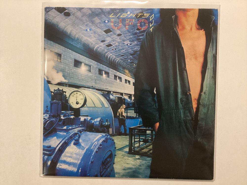 UFO LP - Lights Out (Gebraucht) in Gutenswil für CHF 11 – mit Lieferung ...