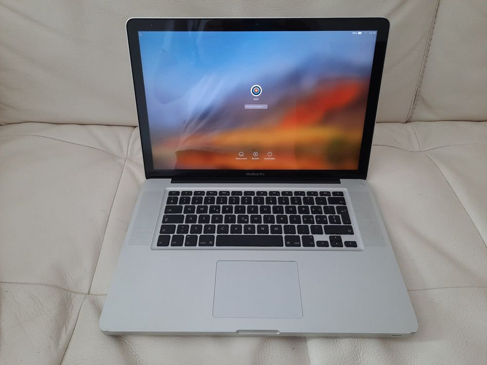 MacBook Pro 15" mit Intel Core i7 Processor und SSD | Kaufen auf Ricardo