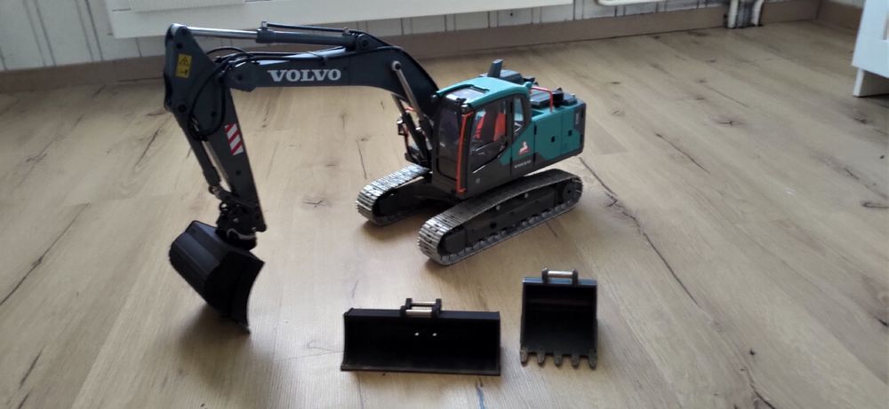 Rc Bagger Volvo (Gebraucht) in Knutwil für CHF 355 – nur Abholung auf ...