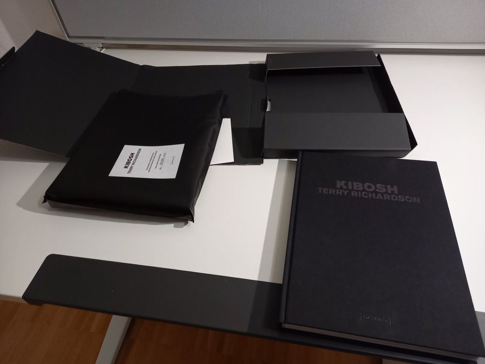 Kibosh von Terry Richardson (Gebraucht) in Basel für CHF 100 – mit ...