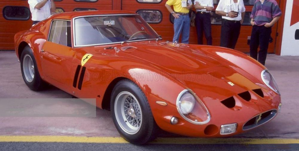 FERRARI - 250 GTO ch.3869 RHD COUPE 1962 - RED CMC 1/18 NEU (Neu und ...