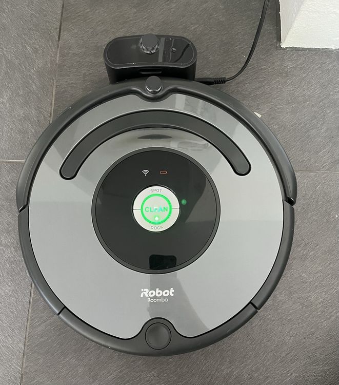 iRobot Saugroboter Roomba 670 (Gebraucht) in Rüti ZH für CHF 50 – mit ...