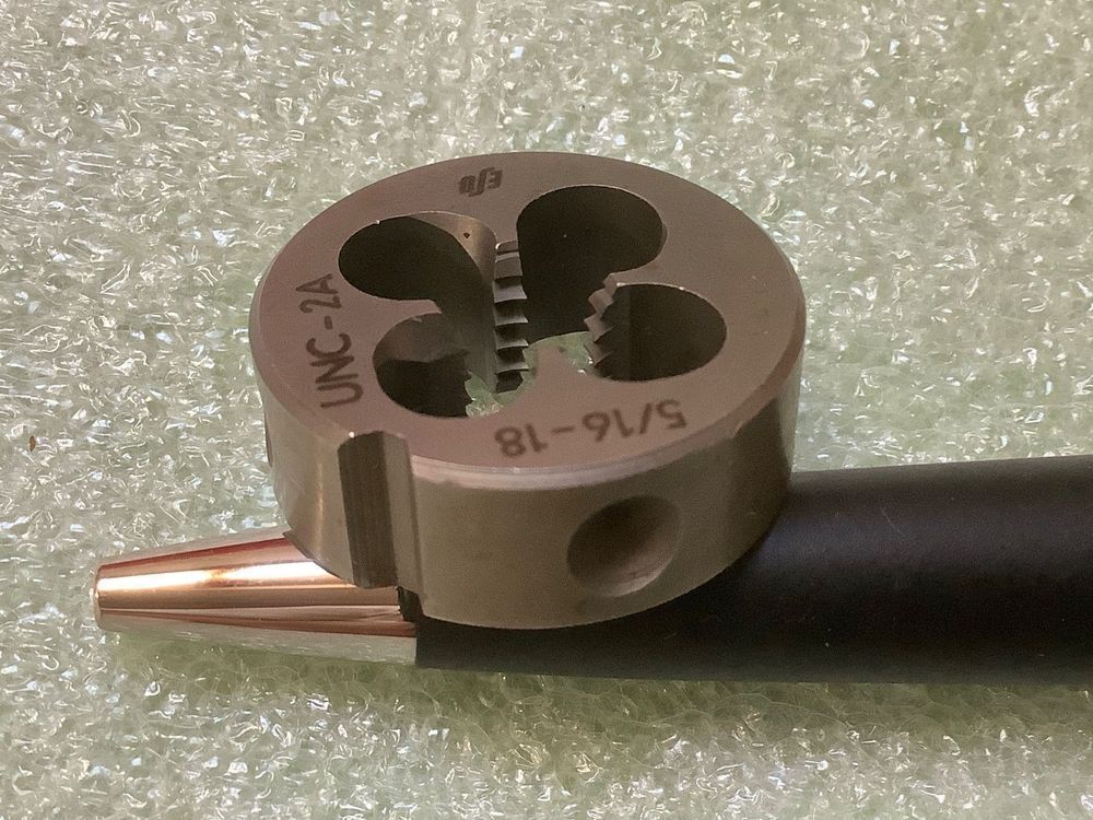 UNC 5/16“ - 18 Schneideisen / Filière von ESO Swiss (Neu (gemäss Beschreibung)) in Widnau für ...