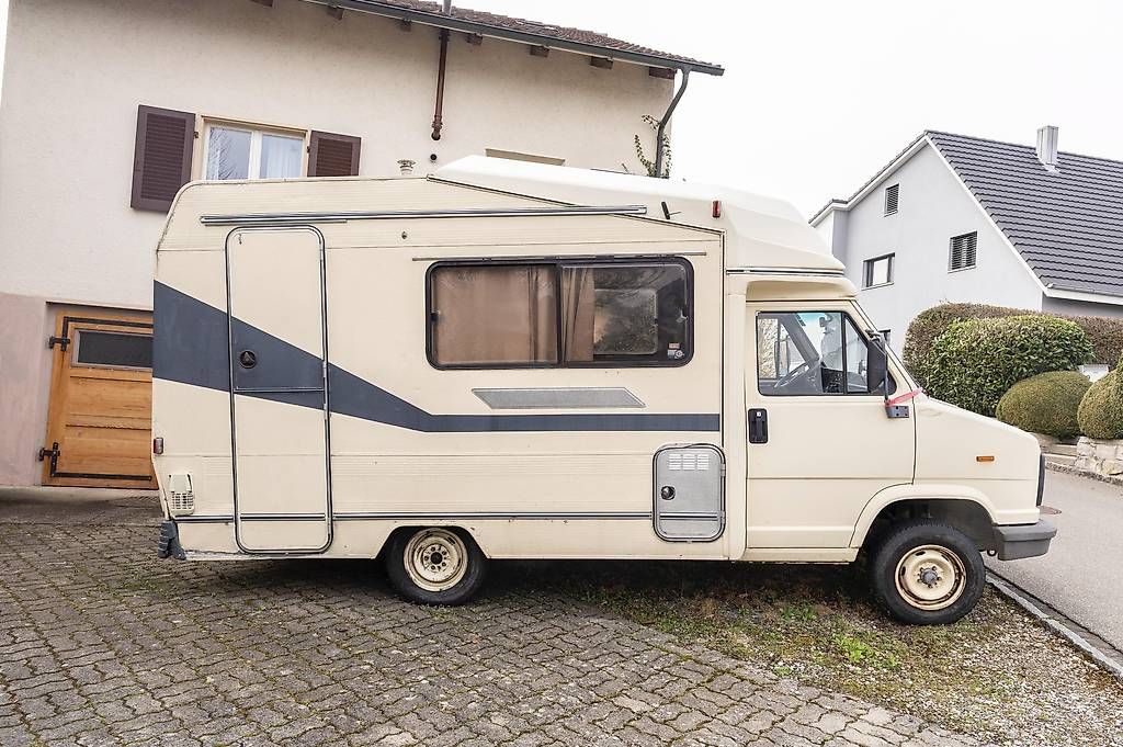Peugeot J5 Wohnmobil (Gebraucht) in Winterthur für CHF 3800 – nur Abholung auf Ricardo kaufen