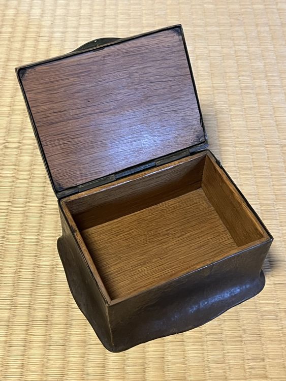 Jugendstil Schatulle aus getriebenem Kupfer, Kunsthandwerk (Gebraucht) in Gockhausen für CHF 10 ...