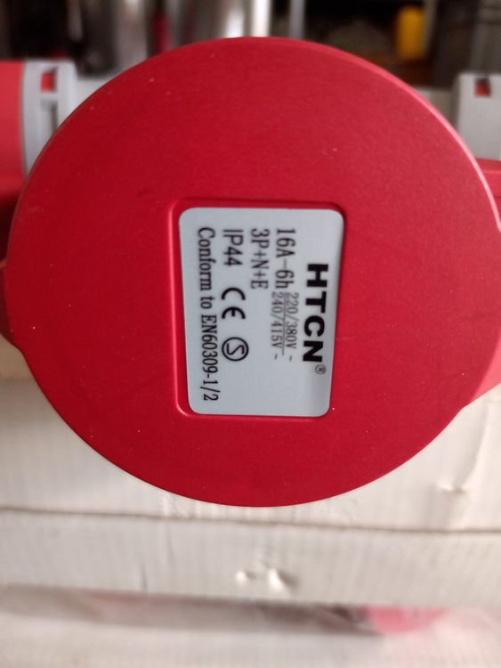 HTCN 16A Sternverteiler (Gebraucht) in Oberegg für CHF 45 – nur Abholung auf Ricardo kaufen