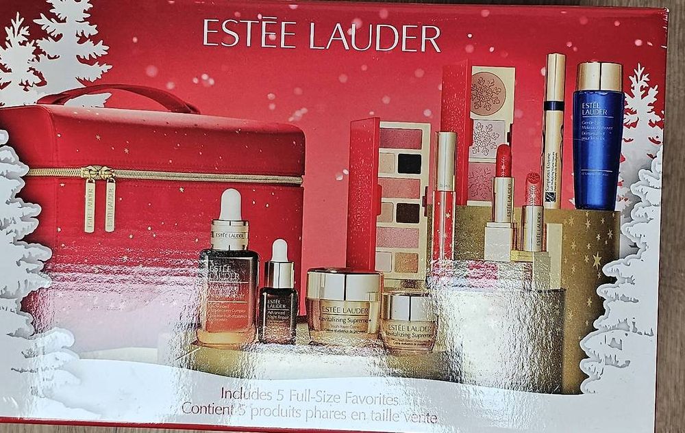 Estee Lauder Beauty Box (Neu und originalverpackt) in Balsthal für CHF ...