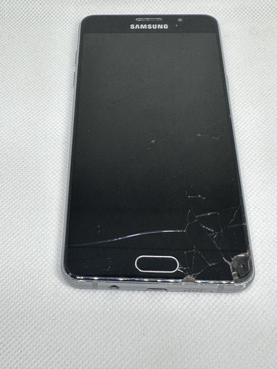 Samsung A3 (2017) SM-A320F - Écran Noir, NAT31 (Gebraucht) in Matran ...