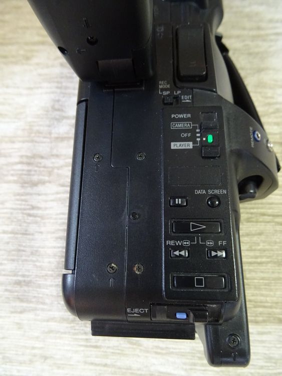 Sony Video Camera Recorder 8 CCD-F335E Handycam (Gebraucht) in Zürich ...