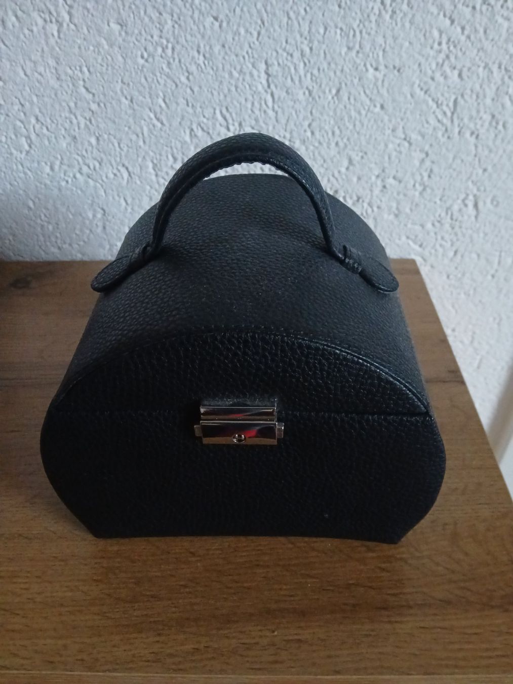 Schmuckschachtel (Neu (gemäss Beschreibung)) in Niederbipp für CHF 20 ...