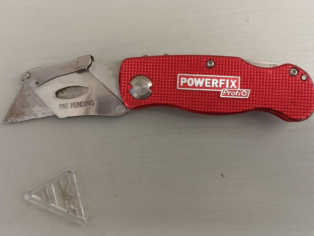 POWERFIX Profi-Cutter Cuttermesser (Gebraucht) in Twann für CHF 2 – mit ...