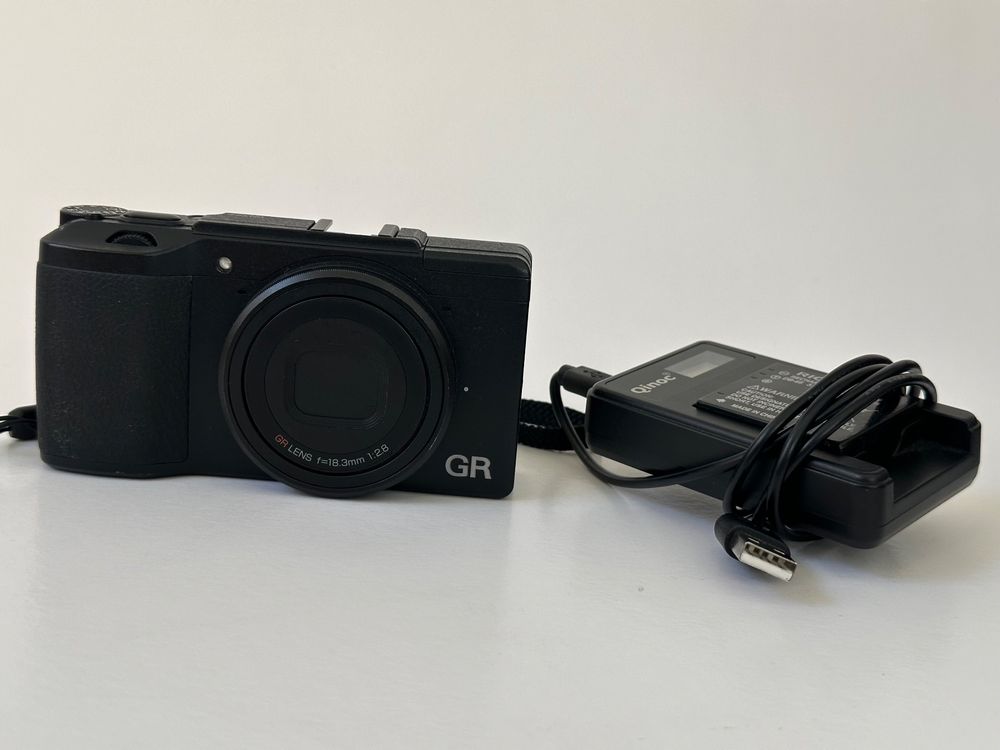 Ricoh GR II (Gebraucht) in Zürich für CHF 650 – mit Lieferung auf ...