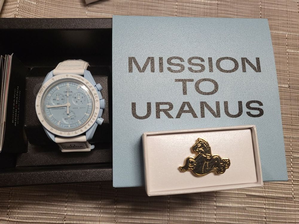 Omega X Swatch MoonSwatch Mission to Uranus NEW + Omega Pins | Kaufen ...