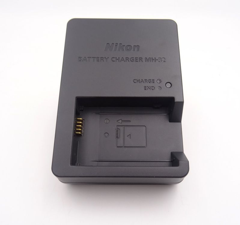NIKON MH-32 Batterie Charger (Neu und originalverpackt) in Winterthur ...
