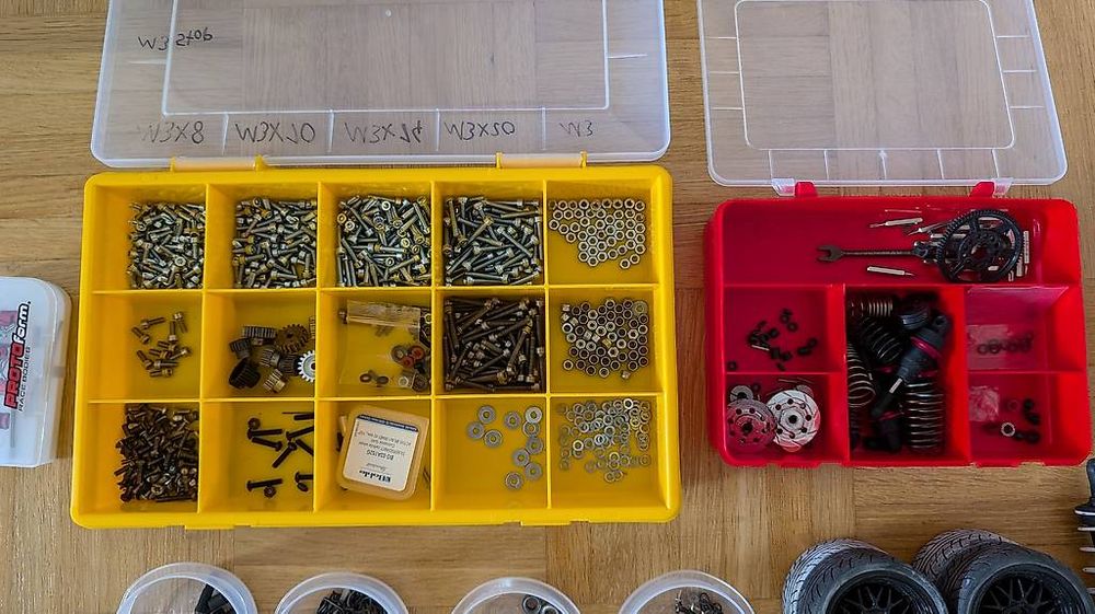 Rc teile convolut tamiya mst yokomo arrma (Gebraucht) in Möhlin für CHF 90 – mit Lieferung auf ...