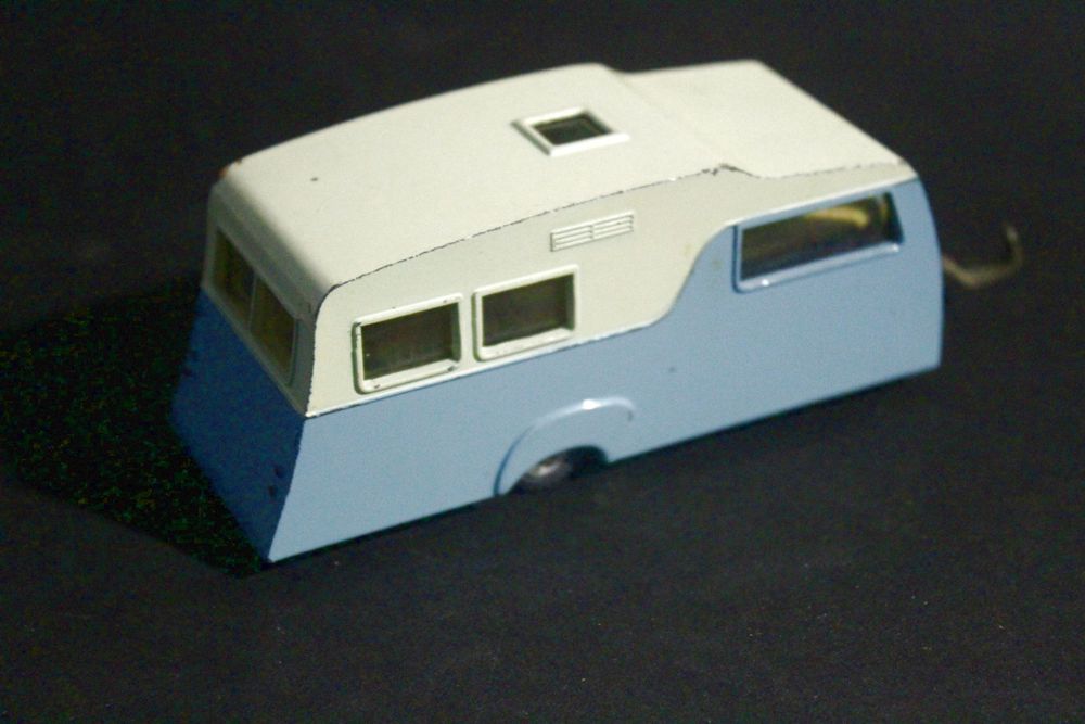 DINKY TOYS 188 Four Berth Caravan in oroginaler Box (Gebraucht) in Bern ...