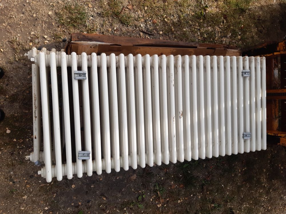 Heizkörper / Radiatoren (Gebraucht) in Urnäsch für CHF 1 – nur Abholung auf Ricardo kaufen