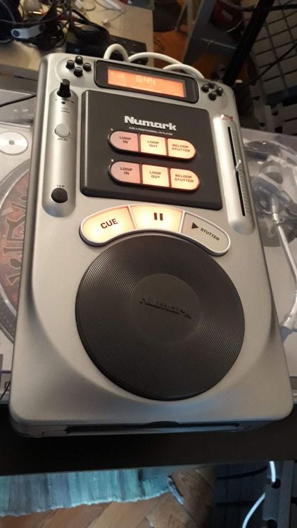 NuMark Axis 4-CD-Player unvollständig (Gebraucht) in Bern für CHF 10 ...