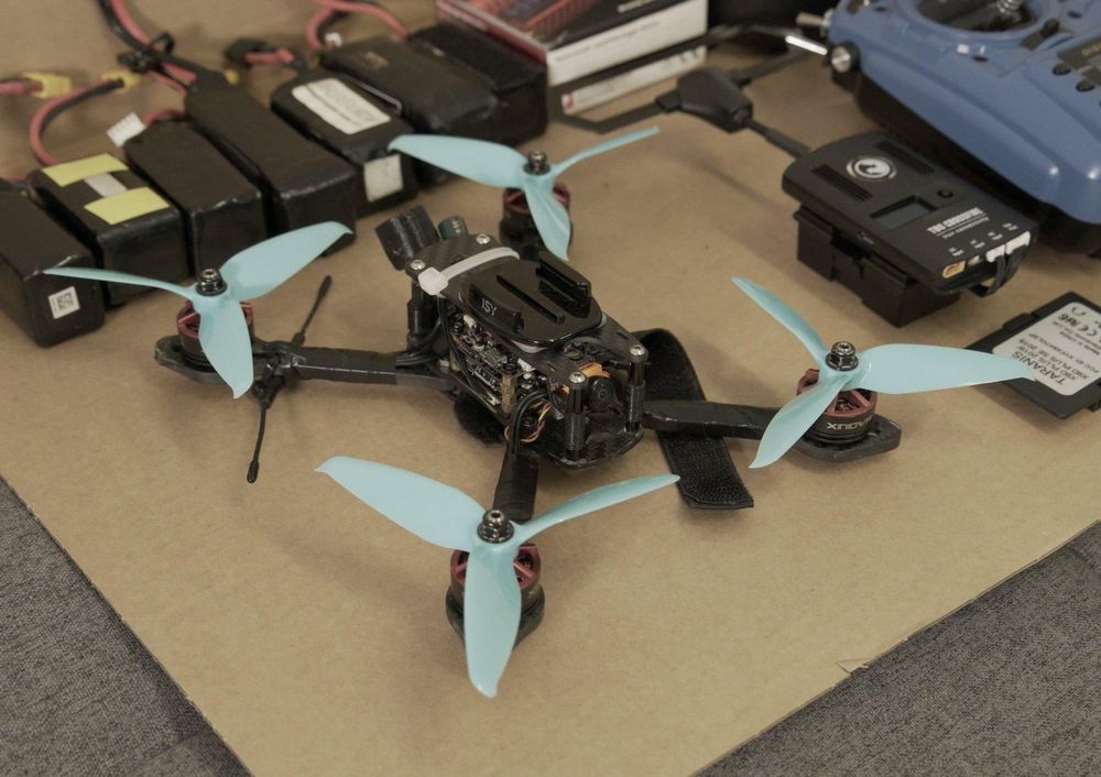 READY-TO-FLY FPV Drone Bundle (D'occasion) à Felben-Wellhausen pour CHF ...