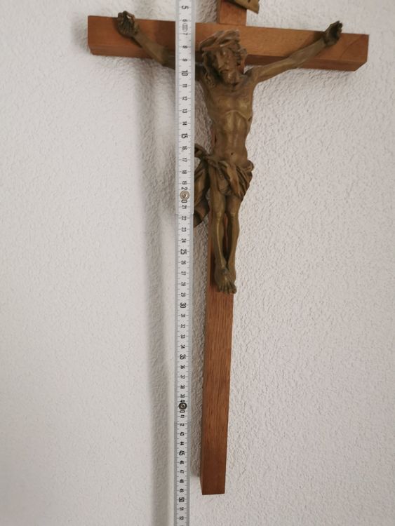 Holz Kreuz mit Jesus geschnitzt 50cm (Gebraucht) in Toffen für CHF 11 ...
