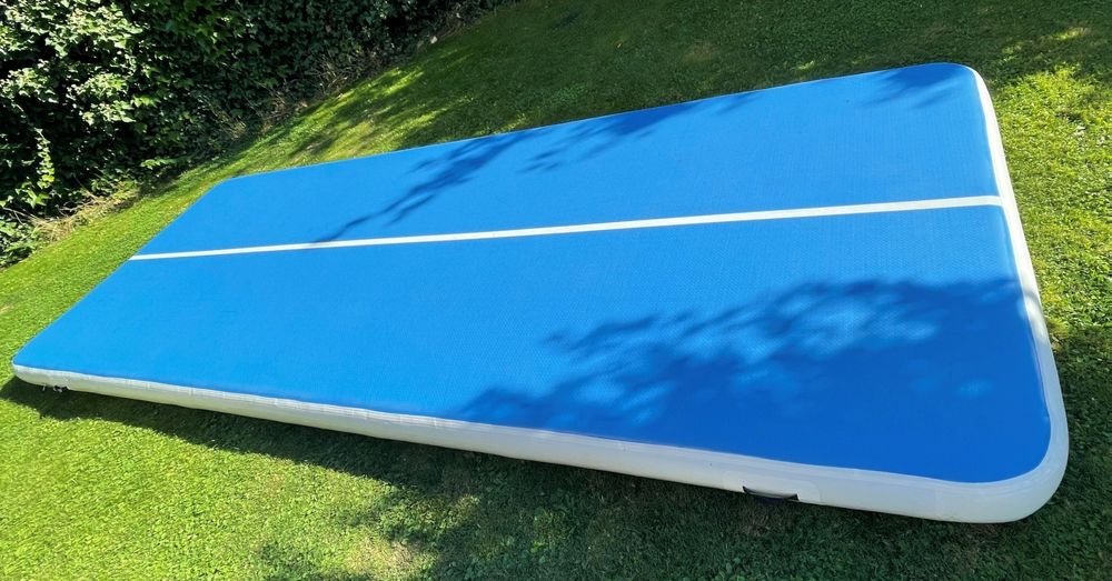 Airtrack 6m x 2m x 20cm (Gebraucht) in Cham für CHF 400 – nur Abholung ...