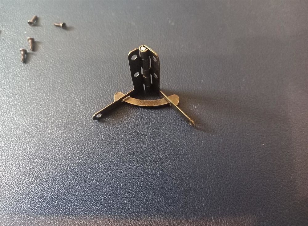 10x Scharnier für Schachteln / Charnière pour boites | Kaufen auf Ricardo