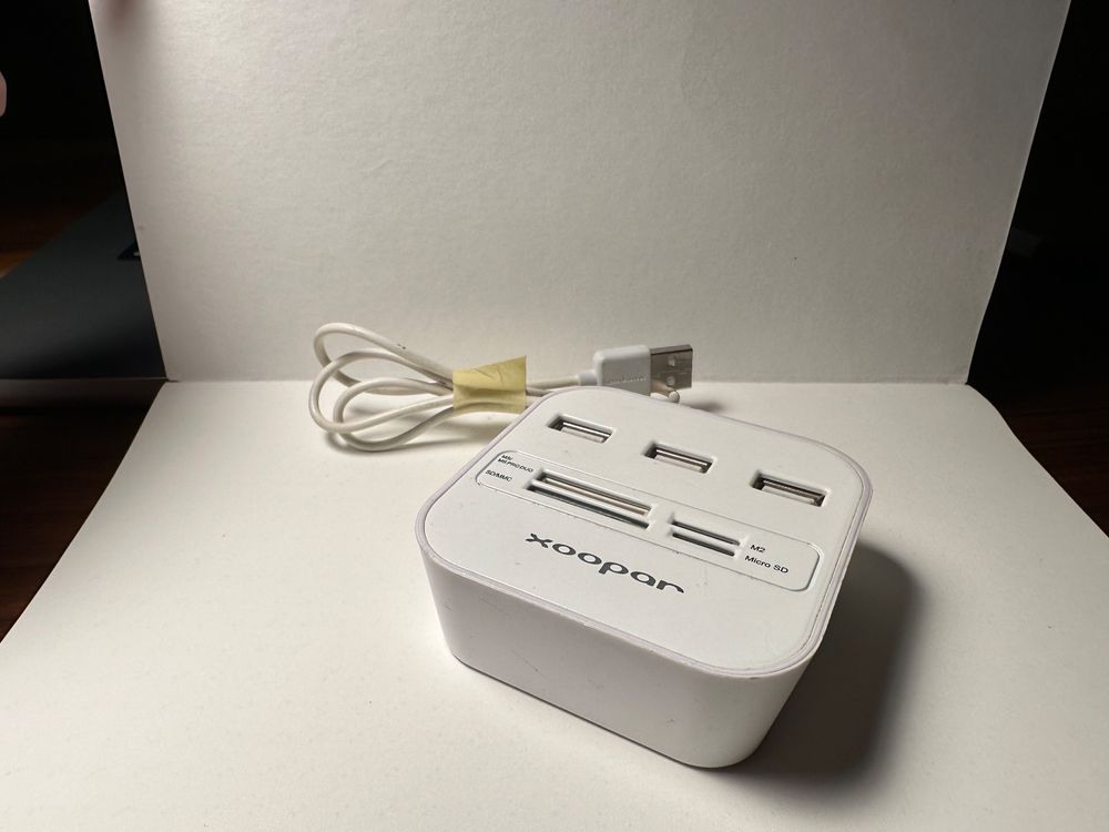 Xoopar USB-Hub 'Podium' (Gebraucht) in Basel für CHF 1 – mit Lieferung ...