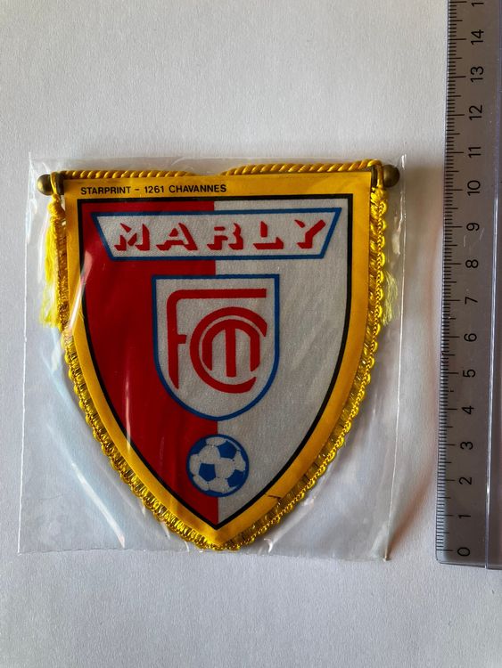 Vintage Fanion/Wimpel FC MARLY (Neu und originalverpackt) in Gland für CHF 5 – mit Lieferung auf ...
