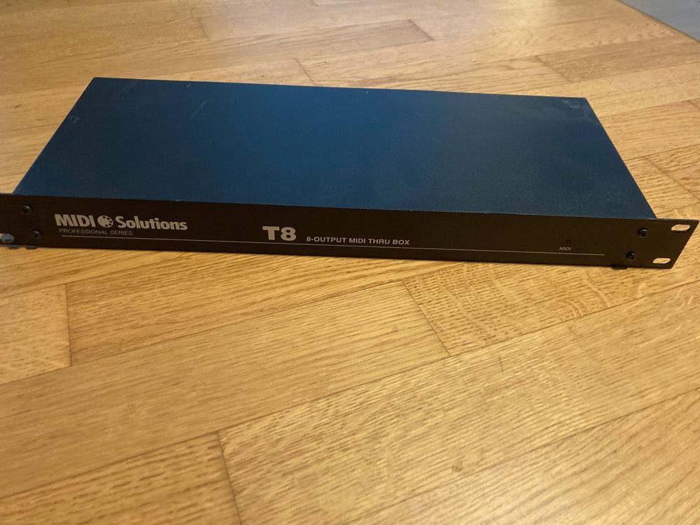Midi Solutions Midi 8 Port Thru Box | Kaufen auf Ricardo