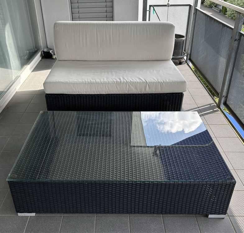 Rattanlounge von Hunn Gartenmöbel inkl. Rattantisch (Gebraucht) in Muri ...