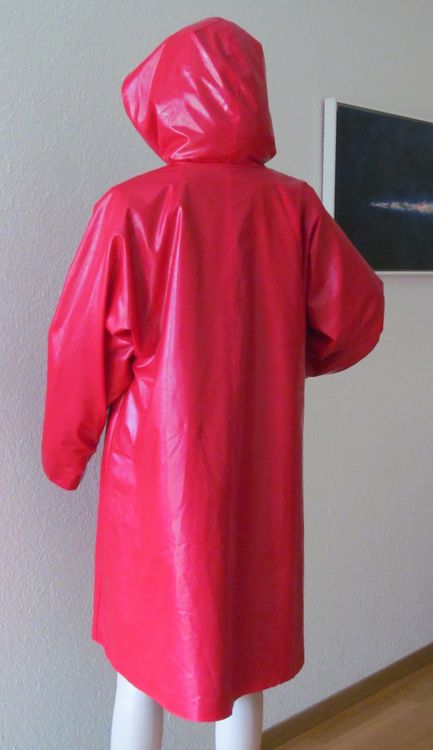 Roter Lackmantel Regenmantel Herluf Design Gr.40 80er Jahre (Gebraucht ...