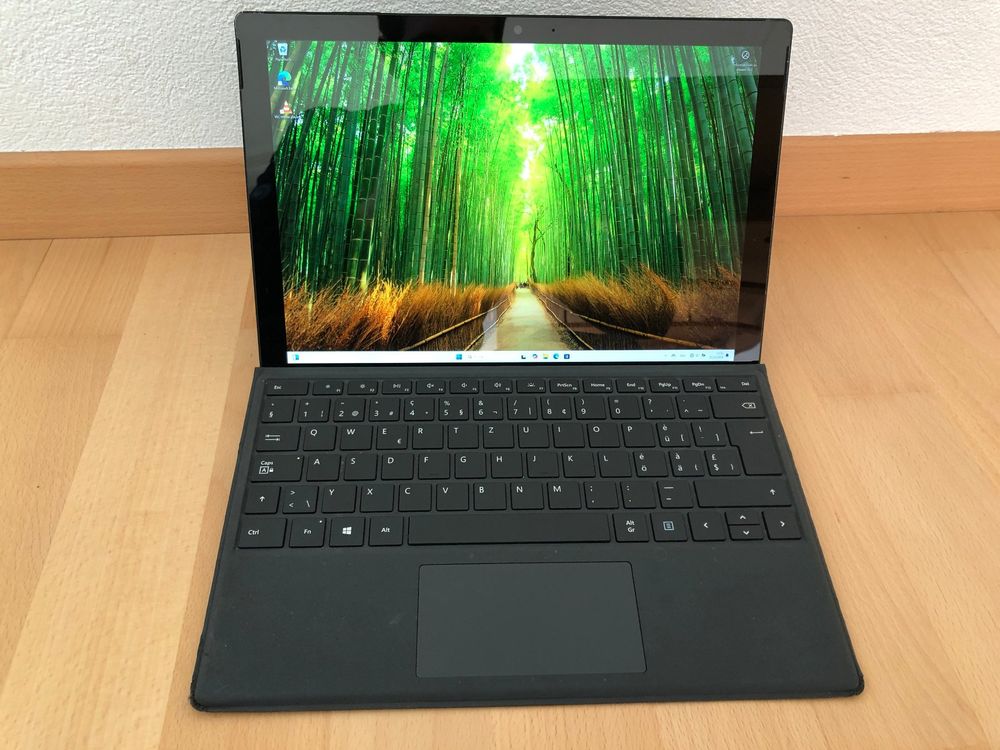 Surface Pro 6, top Ausführung, i7-8650U, 16GB RAM, 512GB SSD (Gebraucht) in Aadorf für CHF 384 ...