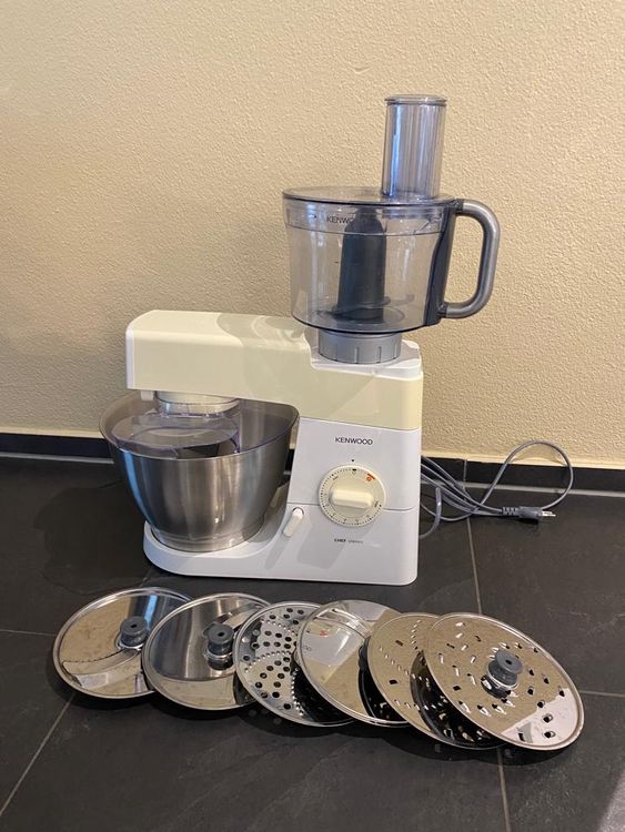 Kenwood Chef Classic in TOP Zustand mit diversem Zubehör (Gebraucht) in ...