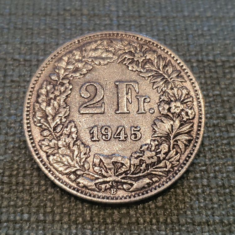 G313 - "Silbermünze" 2.- Franken 1945 (Gebraucht) in Reinach BL für CHF 10 – mit Lieferung auf ...