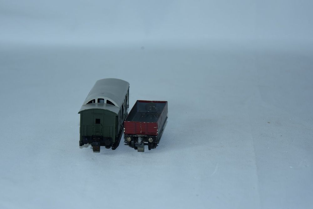 🔴 SPUR H0 TRIX 2 GÜTERW. 50er JAHRE ANTIK EINER BLECH (Gebraucht) in ...