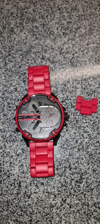 Wunderschöne rote Diesel Uhr Herren (Gebraucht) in Dietikon für CHF 35 ...