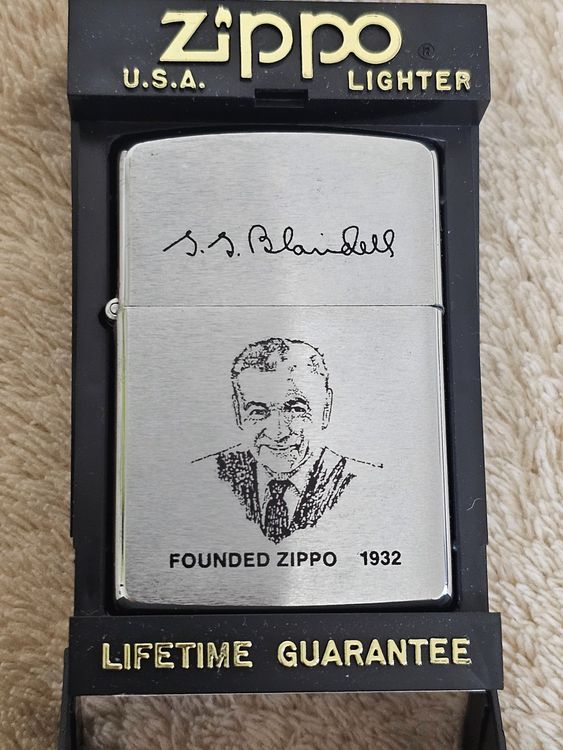 Zippo Feuerzeug "George G. Blaisdell" (Neu (gemäss Beschreibung)) in Laufen für CHF 29 – mit ...