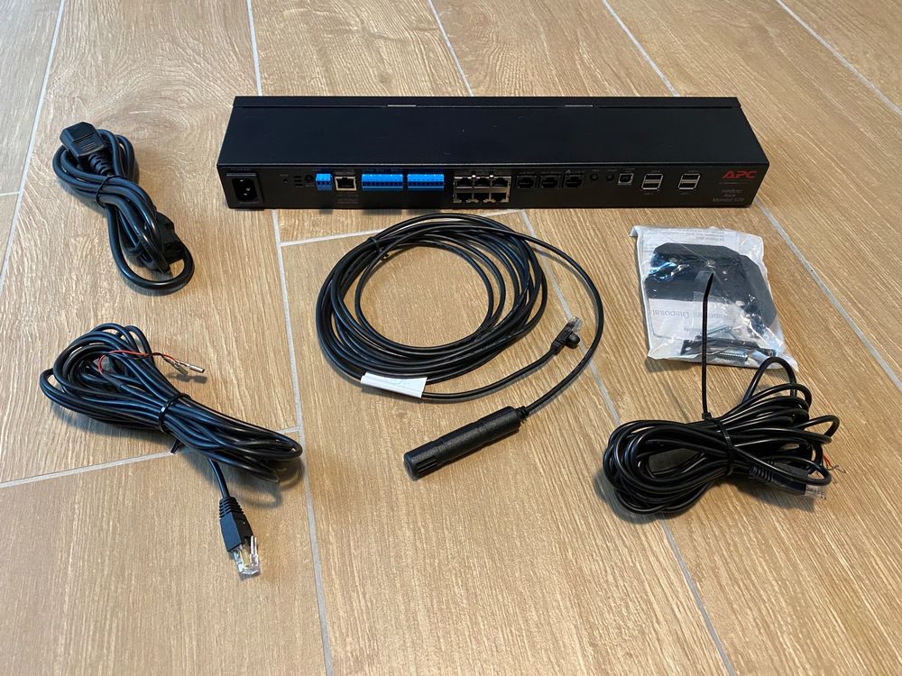 Netbotz Nbrk0570 Rack Monitoring System Apc Kaufen Auf Ricardo